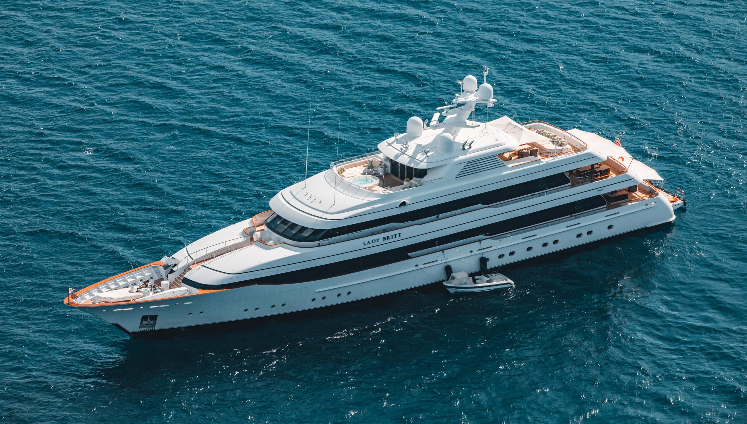 MY LADY BRITT - FEADSHIP DE VRIES 681 - Holland Marine Lifts